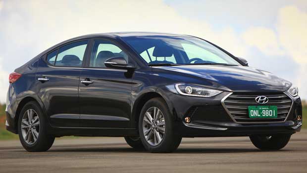 Preço e visual são as armas do novo Elantra - Revista Carro