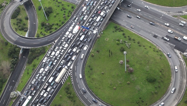 Trânsito em tempo real - Revista Carro