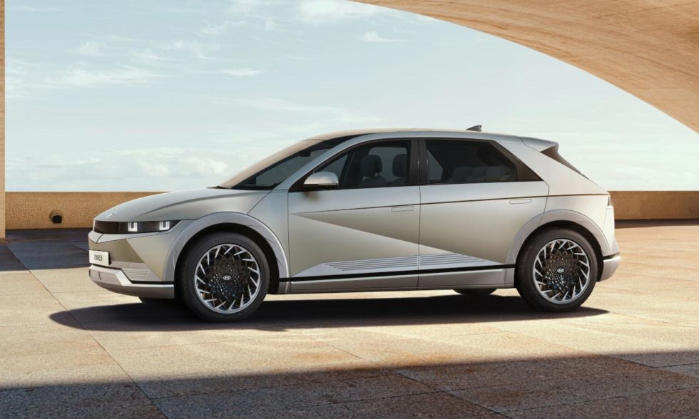Elétrico Hyundai Ioniq 5 estreia com recarga ultrarrápida - Revista Carro